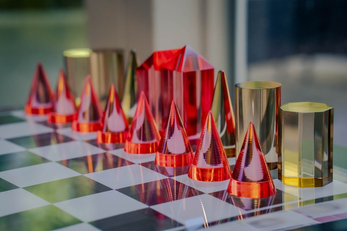 Glass Chess Set & Elegant Crystal Chessboard – Chess'n'Boards